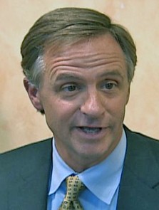 Memphis Flyer | Haslam Signs SB25, the Norris-Todd Bill