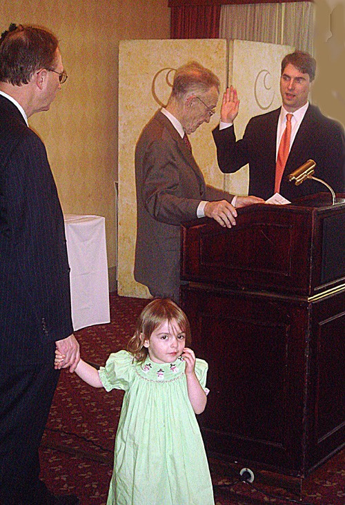 Memphis Flyer | Shea Flinn Sworn in as State Senator